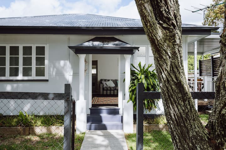 Amity Beach Cottage - North Stradbroke Island