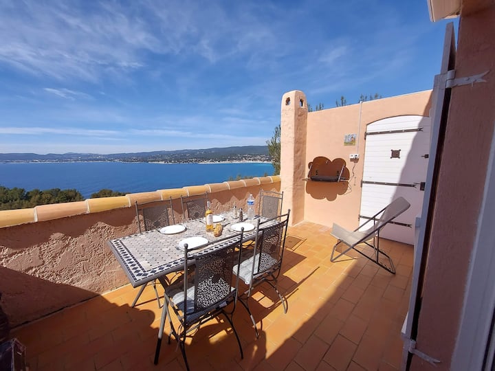 T3 Superbe Vue Mer, Piscine Chauffée, Plage à Pied - La Ciotat
