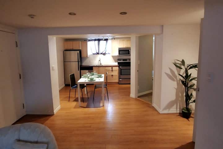 Garden Level Open Concept In South Osbourne - Winnipeg