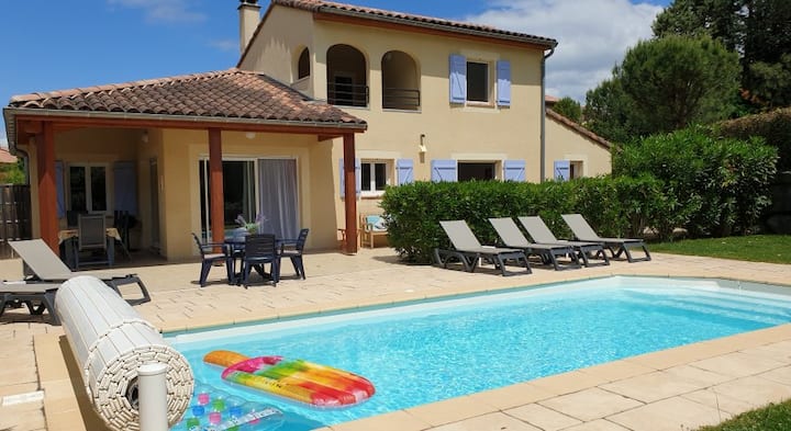Villa Aux Lions Met Privézwembad - Vallon-Pont-d'Arc