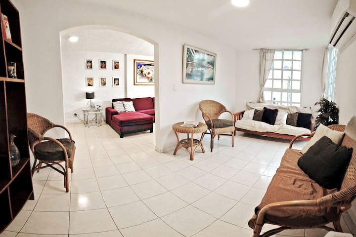 Cozy Newly Remodeled House Near The Beach - Acapulco