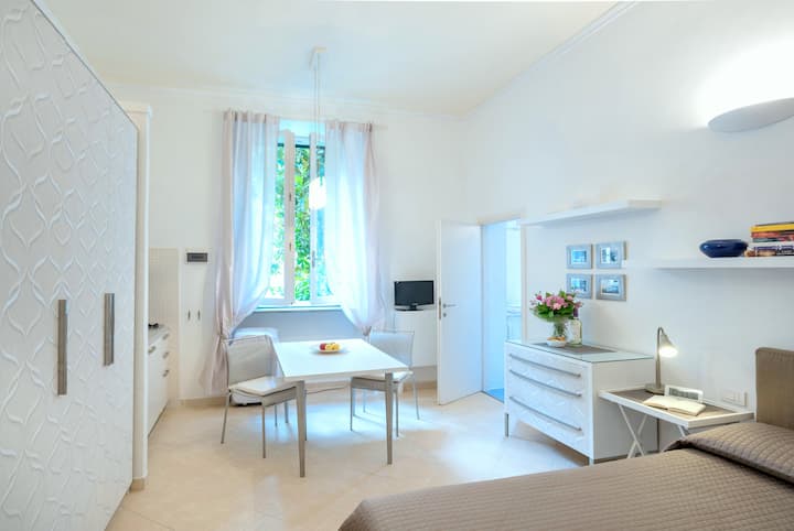 Appartement à Florence Centre Ville - - Wifi  & Ac - Florenz