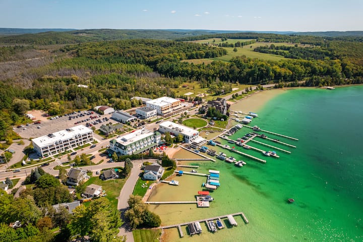 Petoskey Vacation Rentals | Apartment and House Rentals | Airbnb