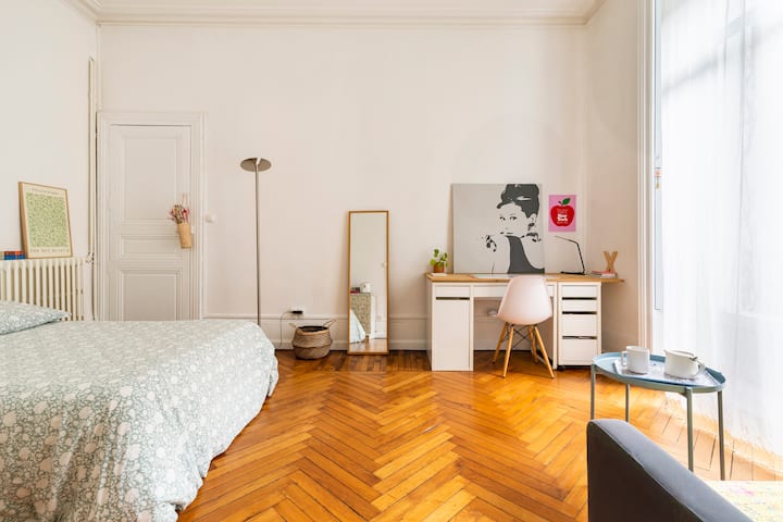 En Plein Centre De Nantes, Chambre Au Calme - Nantes