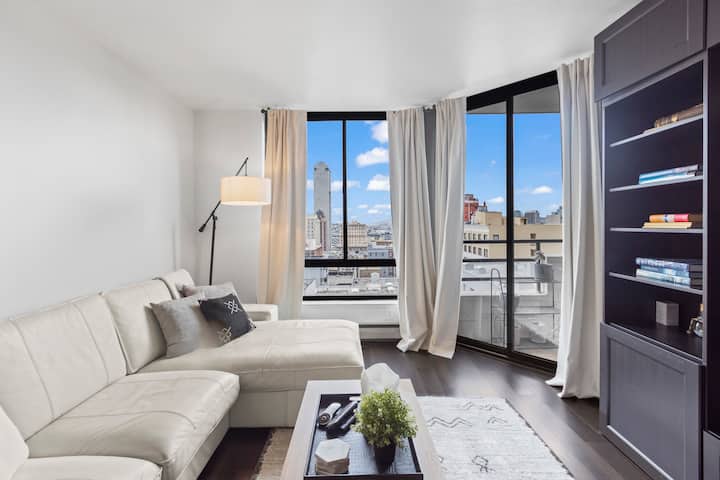 Home In The Heart Of Nob Hill - San Francisco, CA