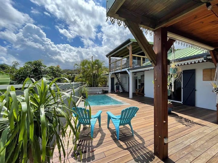 Villa Avec Piscine, à La Possession - Réunion