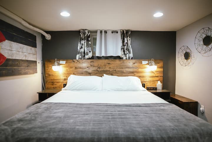 Utah Junction Vacation Rentals & Homes - North Washington, CO | Airbnb