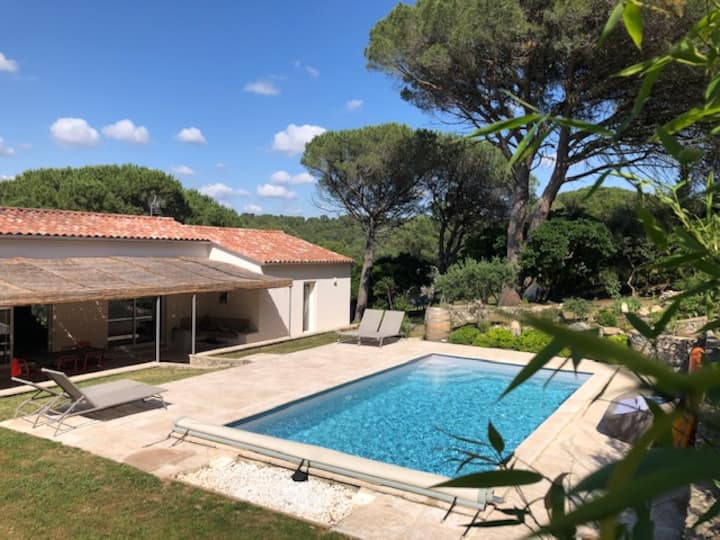 Villa (175m2) Piscine - Terrain 3000m2 Nimes (8 P) - Nîmes