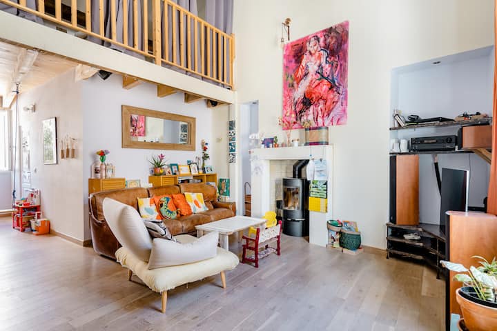 Quiet Bedroom In Townhouse Apartment - Lattes