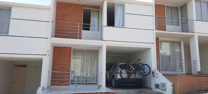 Vacaciones Ideales A Buen Precio - Anapoima