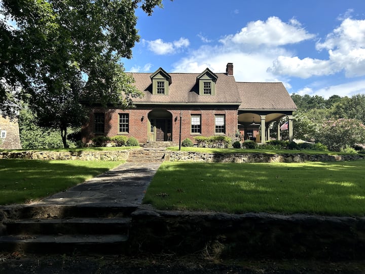 House On The Hill - Athens, GA