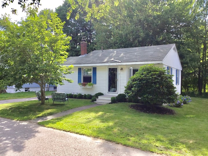 Adorable Cottage In Willard Beach - Portland, ME