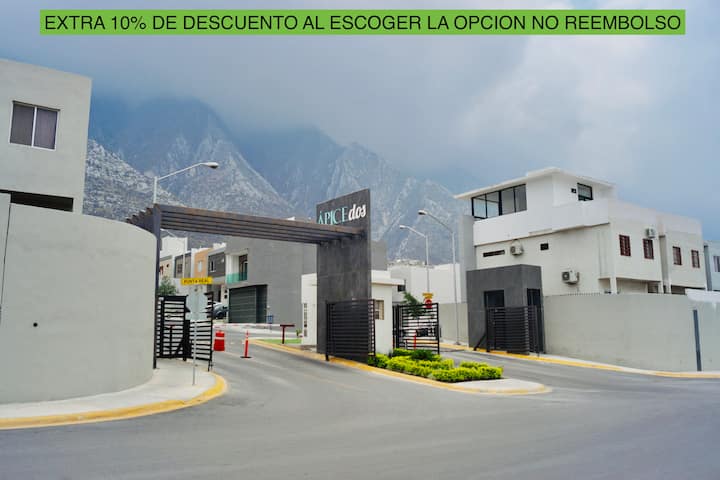 Cozy Views | A/c | Safe 24/7 | Biz & Fun - Santa Catarina, México