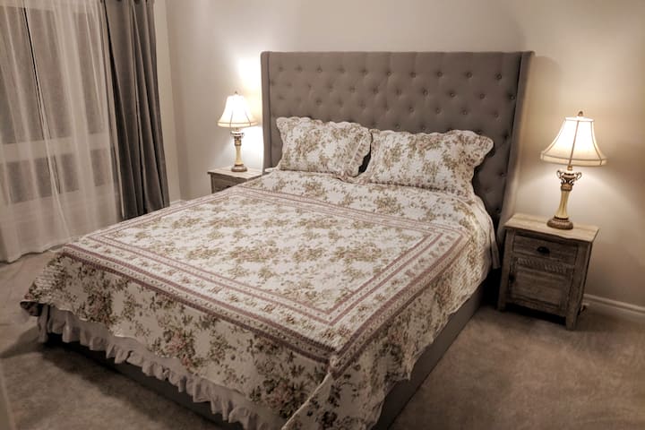 Cosy Riverside South Townhome - Ottawa