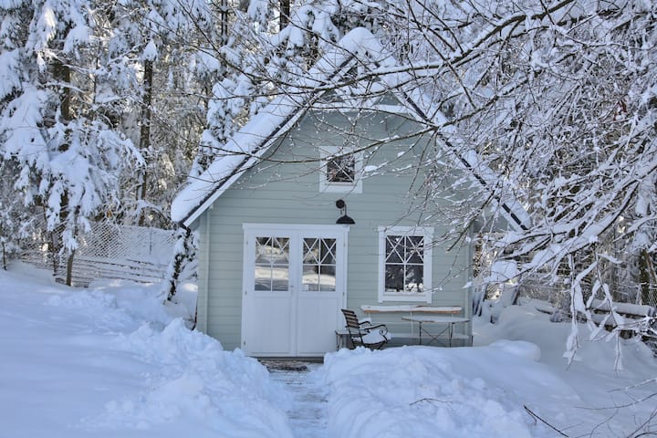 1: Small Villa With  Bathroom At Schloss Moerlbach - Berg