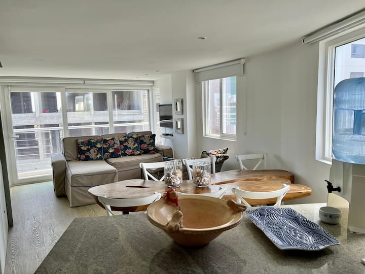 Beautiful Penthouse Steps From The Beach - San Andrés