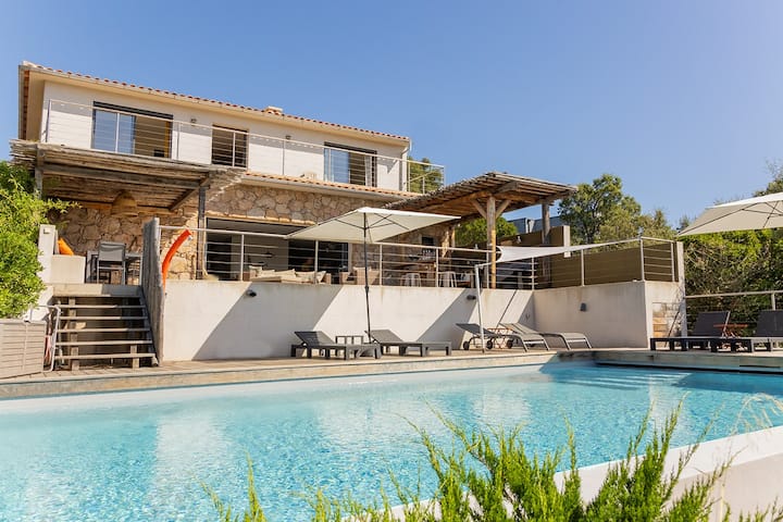 Villa Moderne De Standing à Porto-vecchio - Porto-Vecchio