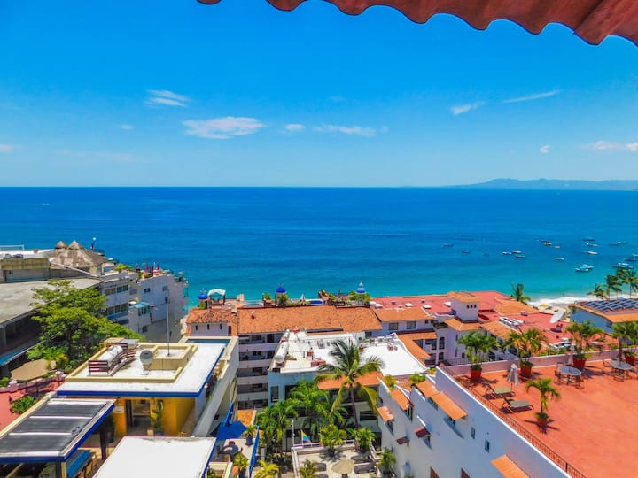 Boana Torre Malibu Condo 802 - Puerto Vallarta