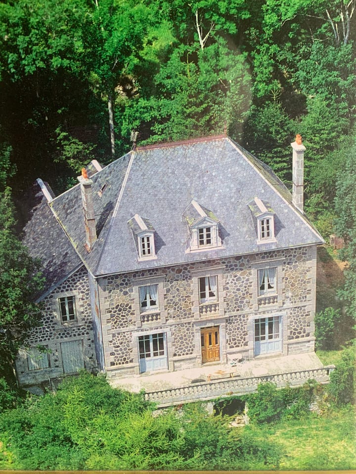 Cantal-grande Maison Indépendante - Cantal