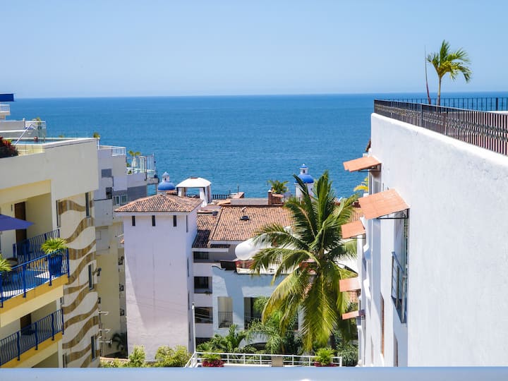 Boana Torre Malibu, Ocean View, Condo 405 - Puerto Vallarta