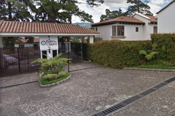 Linda Villa En Sn Juan El Obispo Antigua Guatemala - Guatemala