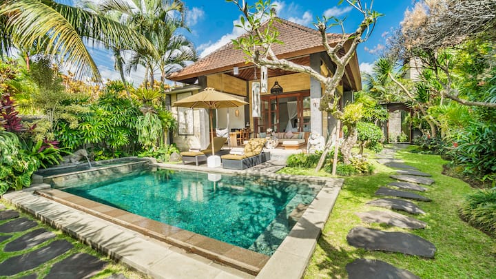 Private 3br Villa With Pool And Garden - Ubud