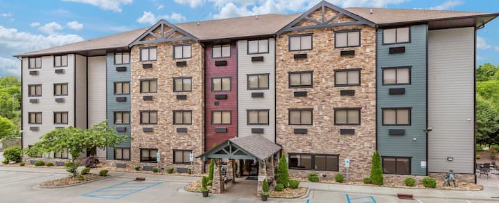 Brookstone Lodge Asheville Biltmore Village Area - Asheville, NC