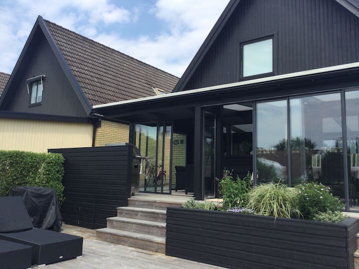 Centralt Stort Hus Nära Hav Och Centrum - Halmstad