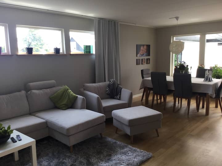 Centralt Stort Hus Nära Hav Och Centrum - Halmstad
