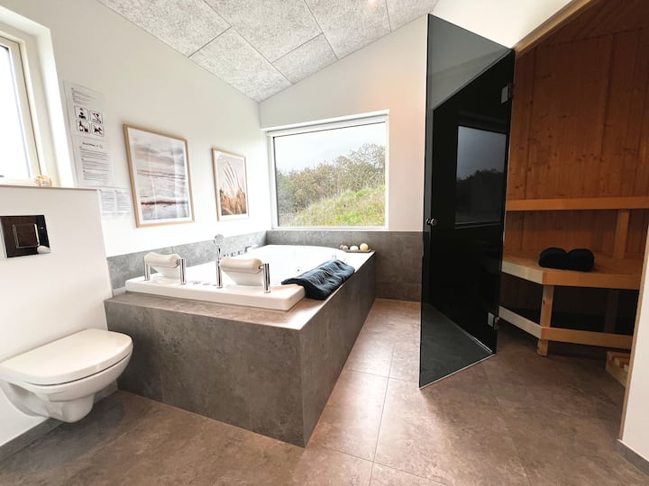 Fantastic Familyhouse With Spa And Playground - Danemark