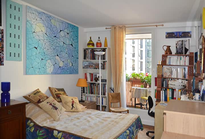 Grande Chambre Calme Avec Balcon Et Parking - Paris