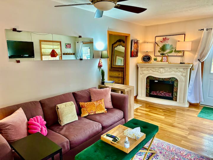 Nature Retreat Cottage Near Dt Eureka Springs - Eureka Springs, AR