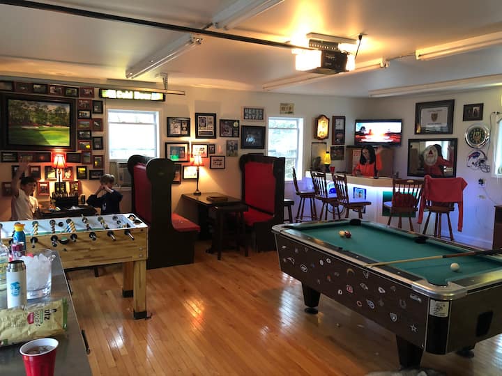 Chaut. Lake & Comedy Center Guesthouse - Jamestown, NY