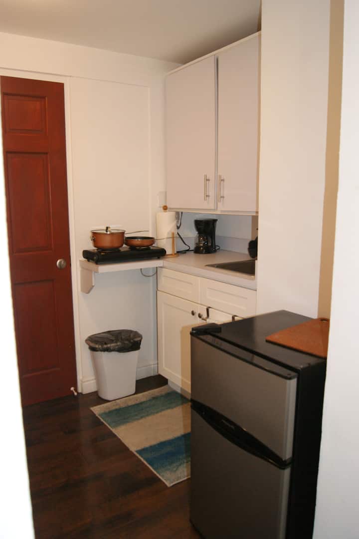 Belvika Studio Apartment - Bermuda