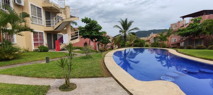 Mi Casa Es Tu Casa - Zihuatanejo