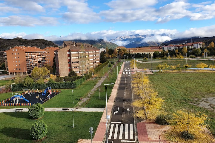 Excelente Apartamento En Sabiñánigo (Ombu Houses) - Sabiñánigo