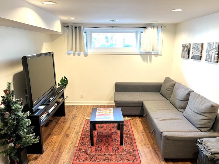 Spacious Midtown Suite, Clean, Bright, Near Subway - トロント