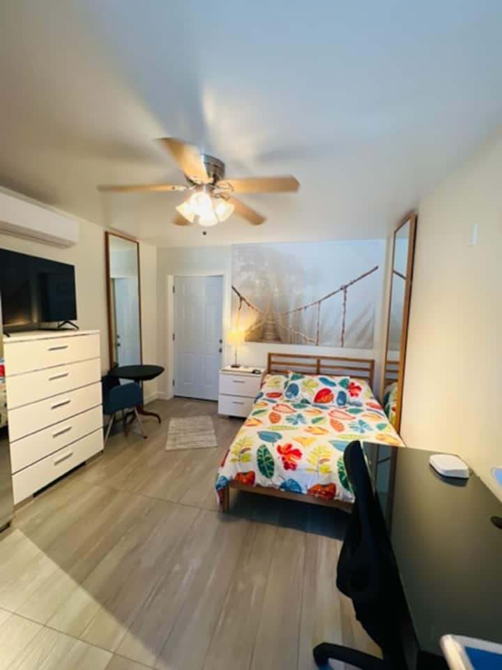 Jr. Private Studio/room Private Bath & Entrance - San Gabriel, CA