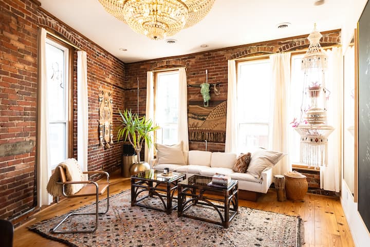 Sunny Loft In Heart Of Corktown/ Old Tiger Stadium - Detroit, MI