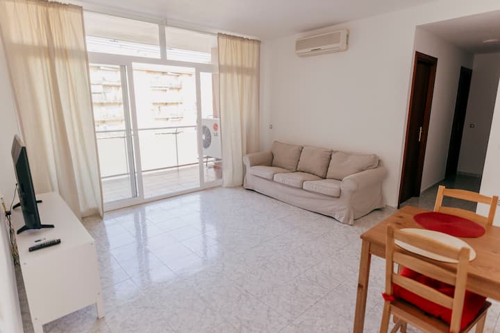 2 Bedroom Apartment Lloret De Mar | Terrace & Pool - Lloret de Mar