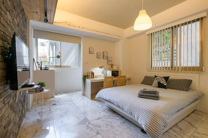 5 Mins To Mrt Zhongxiao Xinsheng, Studio For 2 - Taipei