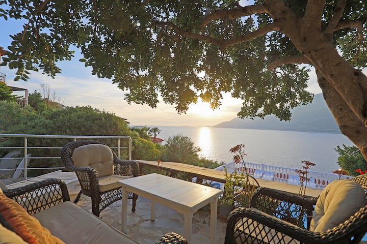 Mola 3 : Cozy Apartment Pool And Garden - Kaş