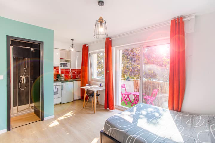 Le Romantique I Balcon I Hypercentre I Parking 20m - Lorient
