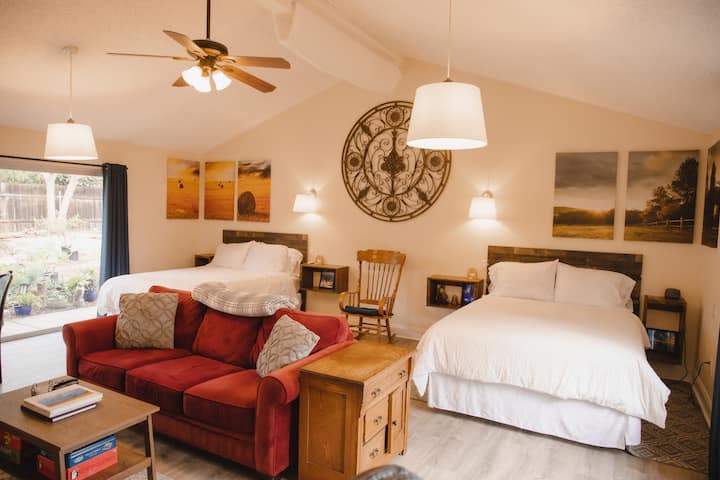 Dorchester House - Westlake Village, CA