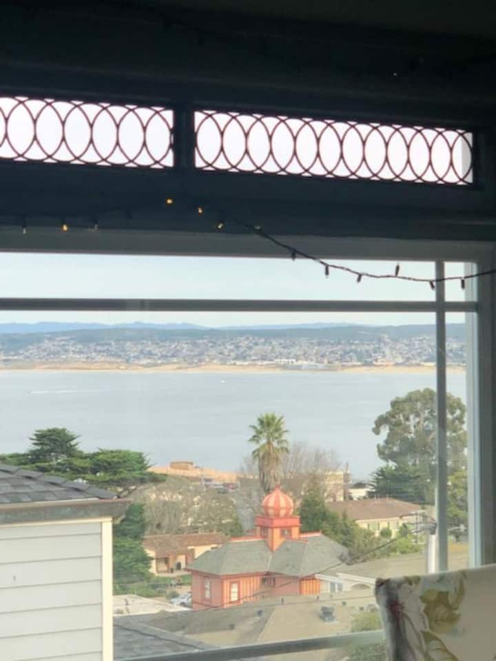 Mildred’s Super King Suite - Monterey, CA