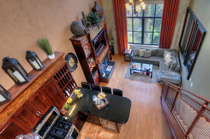 5 Star Loft In Santana Row! - Santa Clara, CA