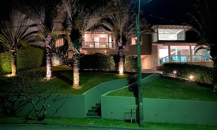 Casa Em Escarpas Do Lago Com Vista Privilegiada!!! - Capitólio