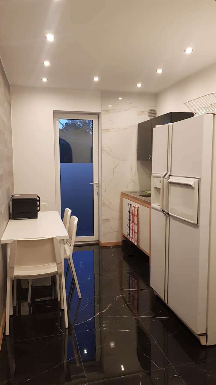 Furnished Apartment In Moenchengladbach - Mönchengladbach