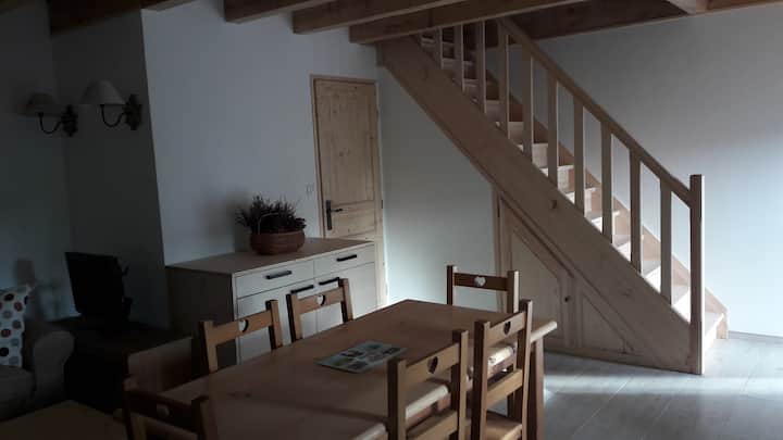 Maison De Village De 60m² - Lozère