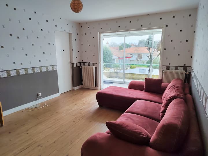 Appart 90 M2 Indépendant 3 Chambres 600 M Plage - France